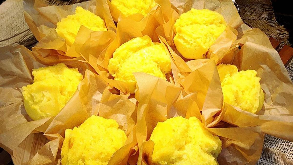 Resep Kue Moho Labu Kuning yang Praktis - Food Fimela.com