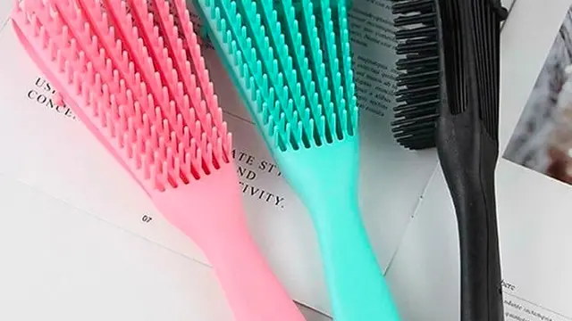 Jangan Salah Pilih, Berikut 9 Jenis Sisir Sesuai Tipe Rambut Anda ...