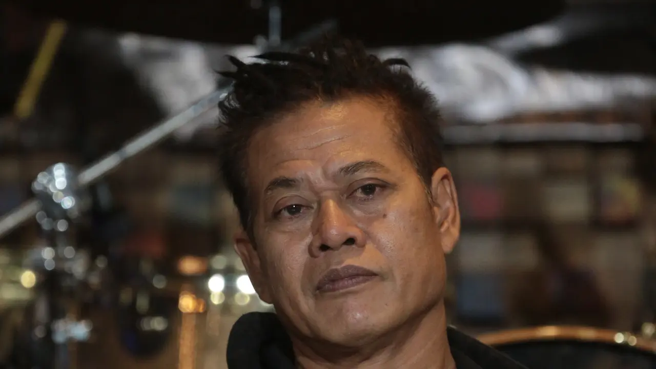 Lirik Lagu Tertanam - Tony Q Rastafara - Ragam Bola.com