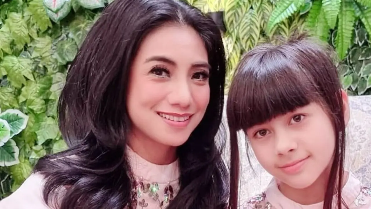 Elif Kayla Peerk, Putri Cantik Siti KDI yang Punya Darah Turki dan Mahir 3 Bahasa - Citizen6 ...