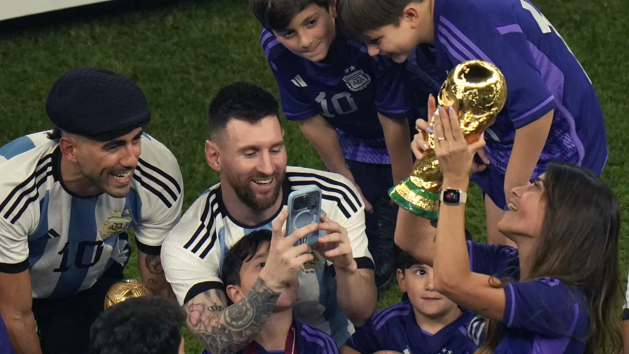 LeBron James hingga Marc Marquez Akui Lionel Messi GOAT Usai Juara ...