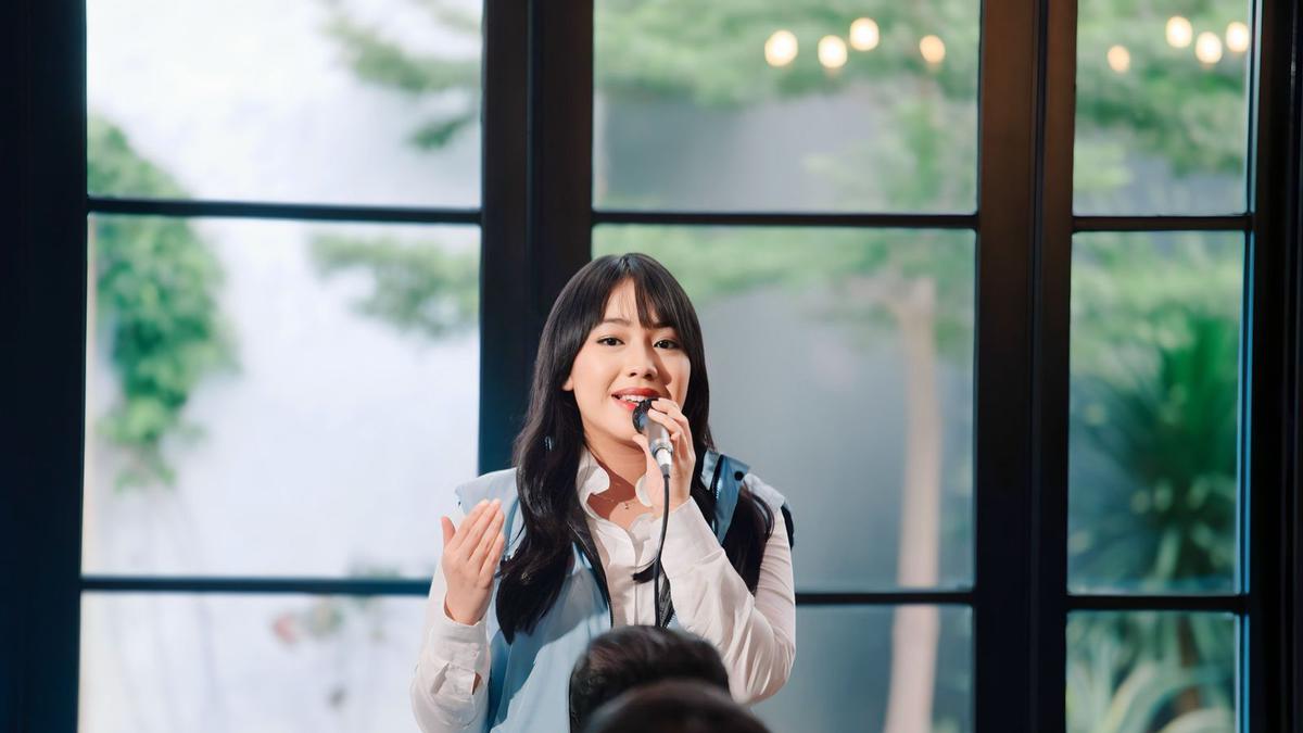 Sekjen Relawan Muda BerAkhlak Dita Ayu Wulandari Ajak Pendukung dan Simpatisan Birukan GBK ...