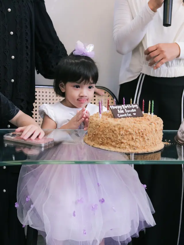 7 Potret Irish Bella Rayakan Ultah Putrinya ke-2, Kini Makin Lucu dan Menggemaskan - Hot ...