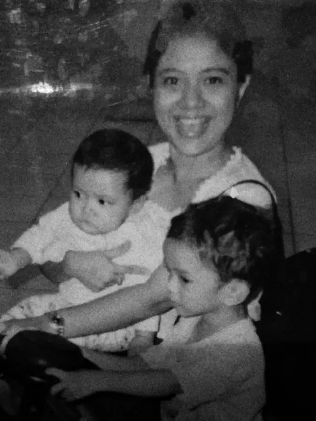 5 Potret Masa Kecil Kevin Ardilova yang Menggemaskan, Pemeran Angkasa di Serial Married with ...