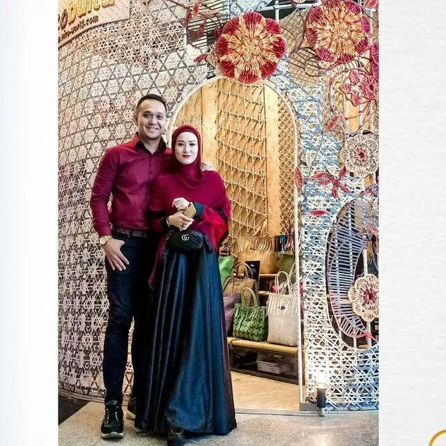 Hamil Setelah 7 Tahun Menanti, Ini 6 Momen Romantis Lyra Virna dan Fadlan - Hot Liputan6.com