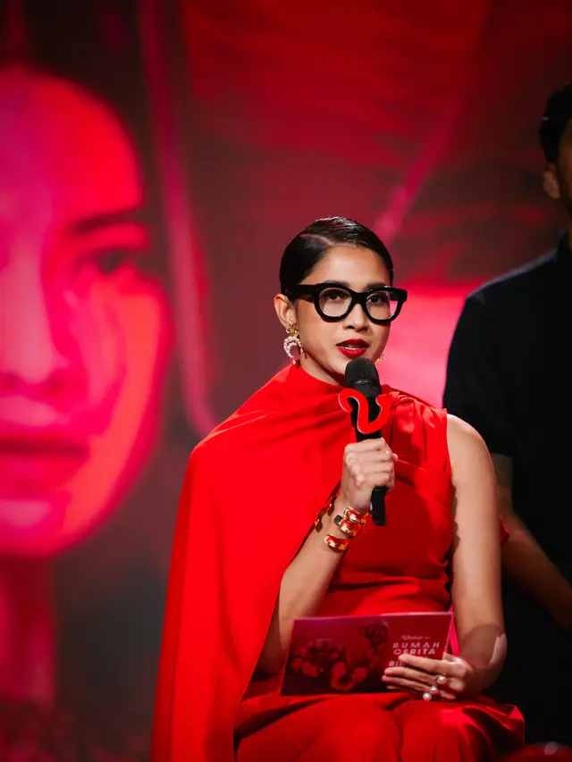 Aghniny Haque Ceritakan Pengalamannya Syuting di Tengah Teror Mayit Hidup Series Zona Merah - On ...