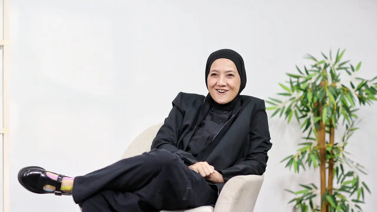 Cut Mini Bongkar Honor Film Laskar Pelangi: Terserah yang Penting Kerja ...