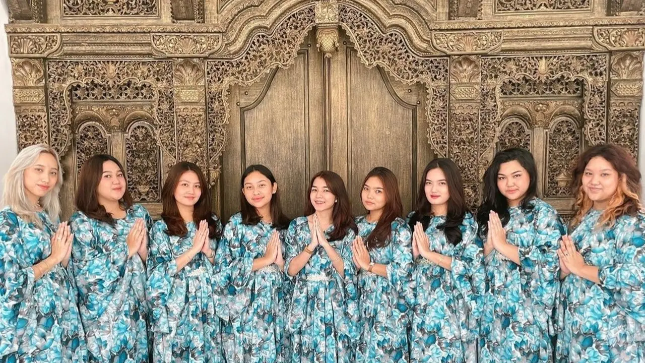 7 Potret Khirani Bareng Sepupu Di Keluarga Mayangsari Cucu Dalang Hot