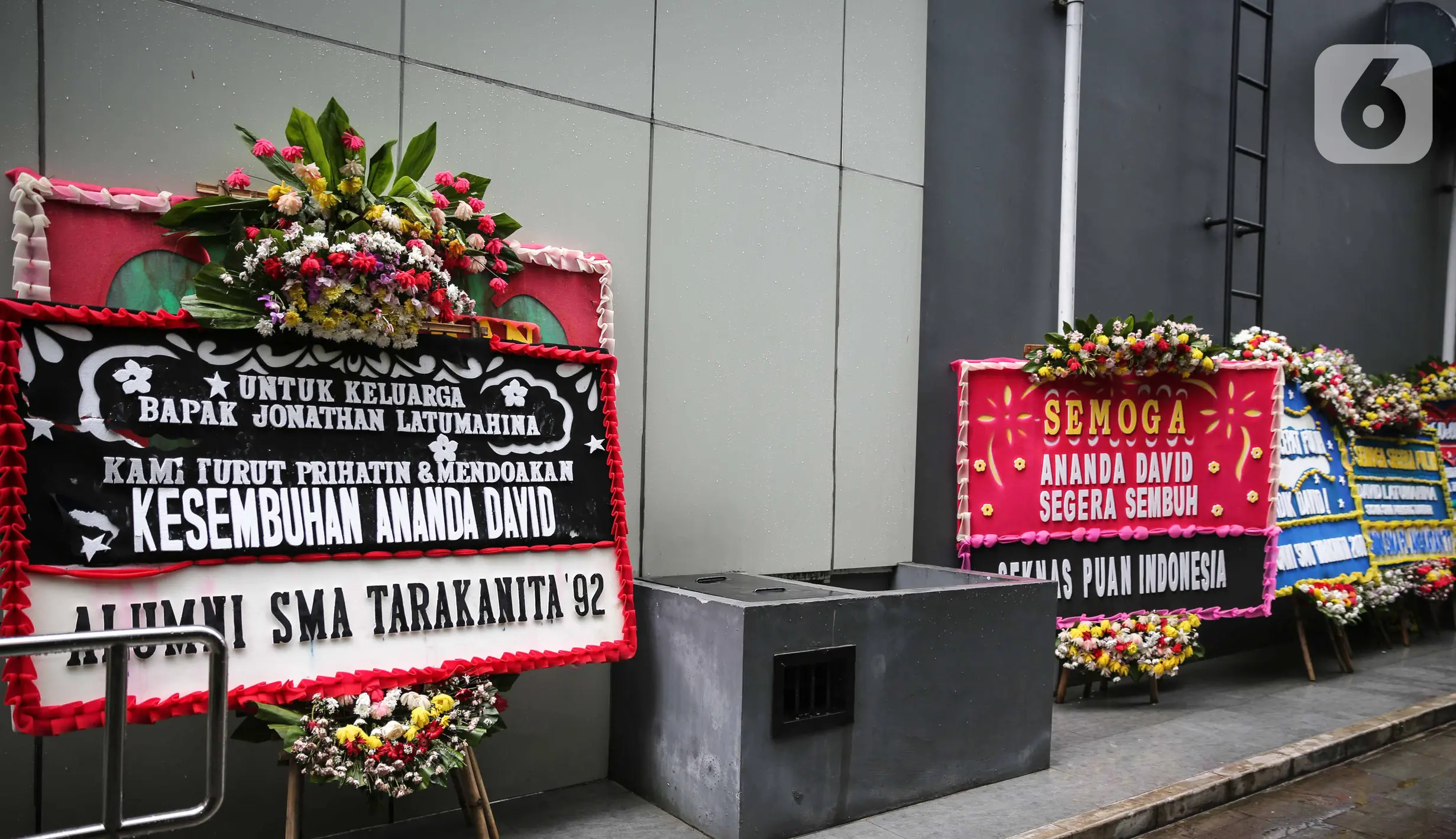 Karangan Bunga untuk David Korban Penganiayaan Mario Dandy Penuhi RS ...