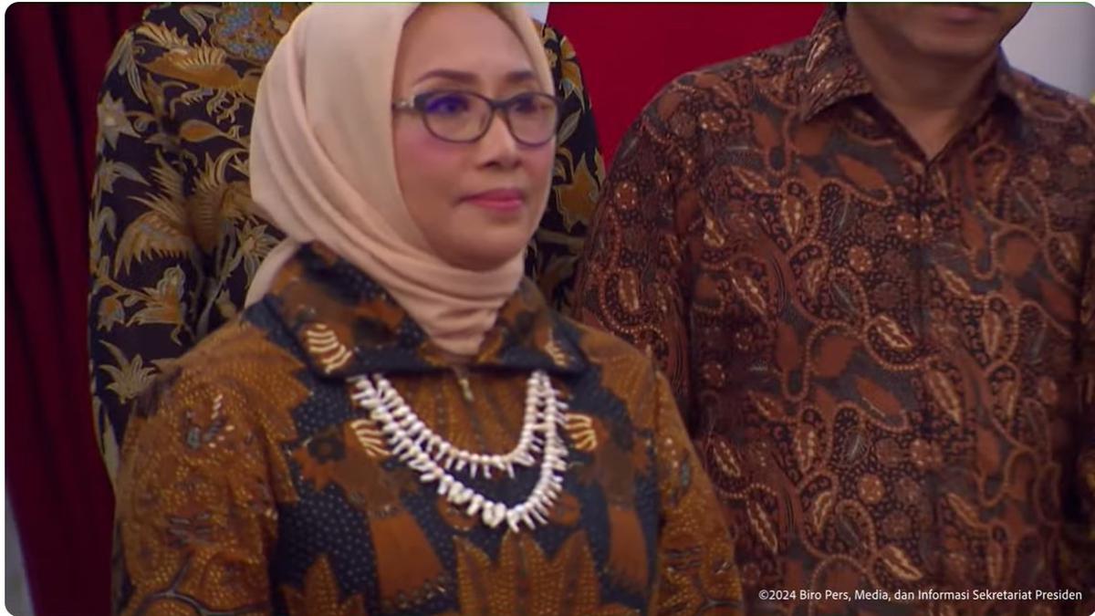 Profil Arifatul Choiri Fauzi, Menteri Pemberdayaan Perempuan dan ...