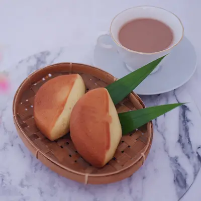 Resep Kue Apang Pandan Kukus yang Empuk dan Lembut - Food Fimela.com