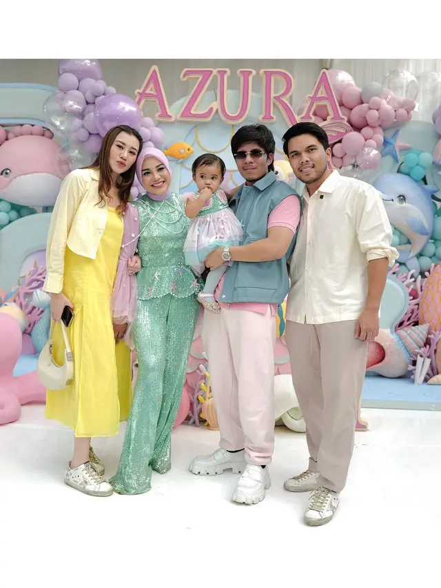 10 Potret Artis di Pesta Ultah ke-1 Azura Anak Atta-Aurel, Meriah Bertabur Bintang - Hot ...
