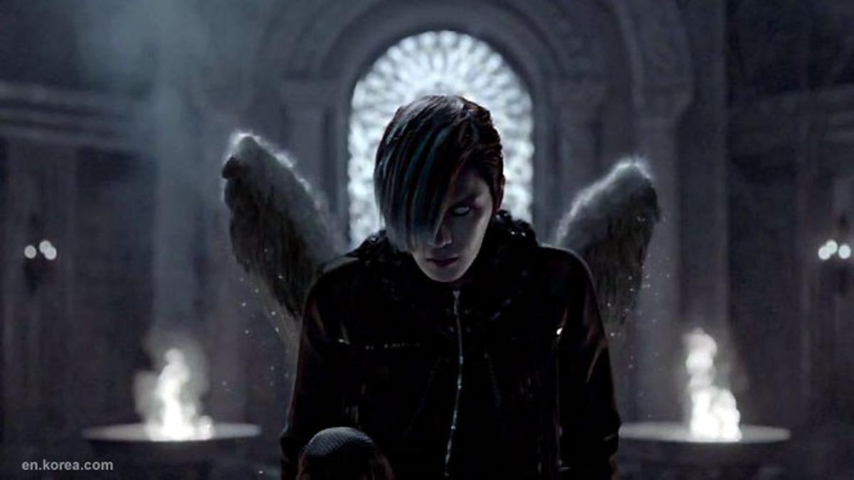 Kim Jaejoong Ber-visual Kei di Lagu Mine - ShowBiz Liputan6.com