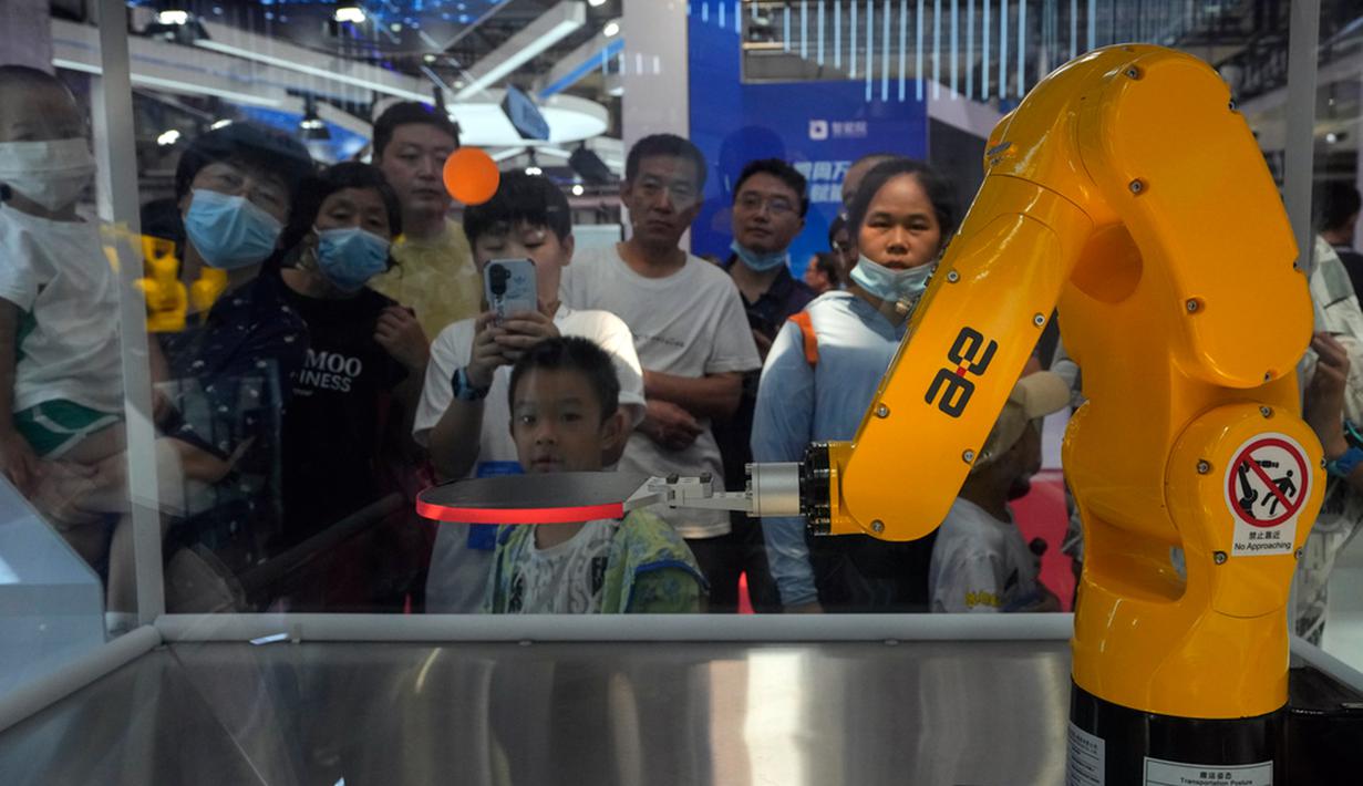 Robot-Robot Canggih Dipamerkan di Konferensi Robot Dunia 2023