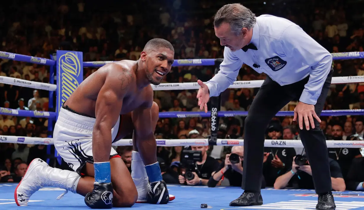 FOTO: Andy Ruiz Pukul KO Anthony Joshua - Foto Liputan6.com