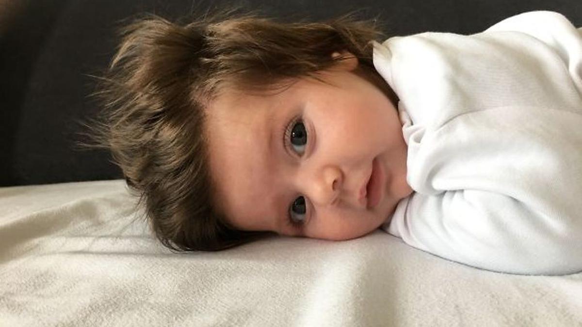 Cuteness Overload! 10 Bayi Ini Terlahir dengan Rambut Lebat