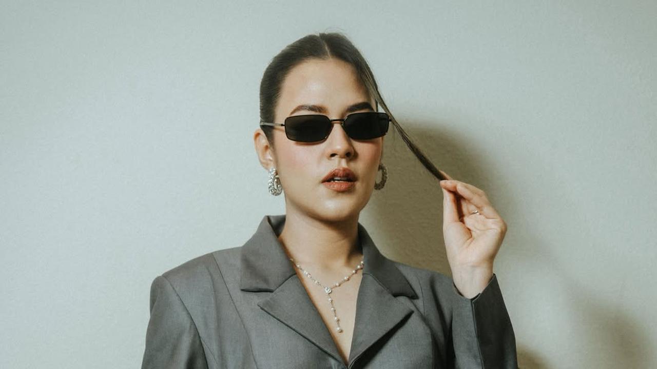 6 Pose Raisa Tetap Kerja di Liburan Natal dan Tahun Baru 2026: Memang ...