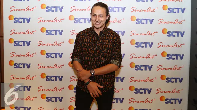 Dylan Carr Unggah Foto Bareng Stefan William di Anak Langit - ShowBiz ...