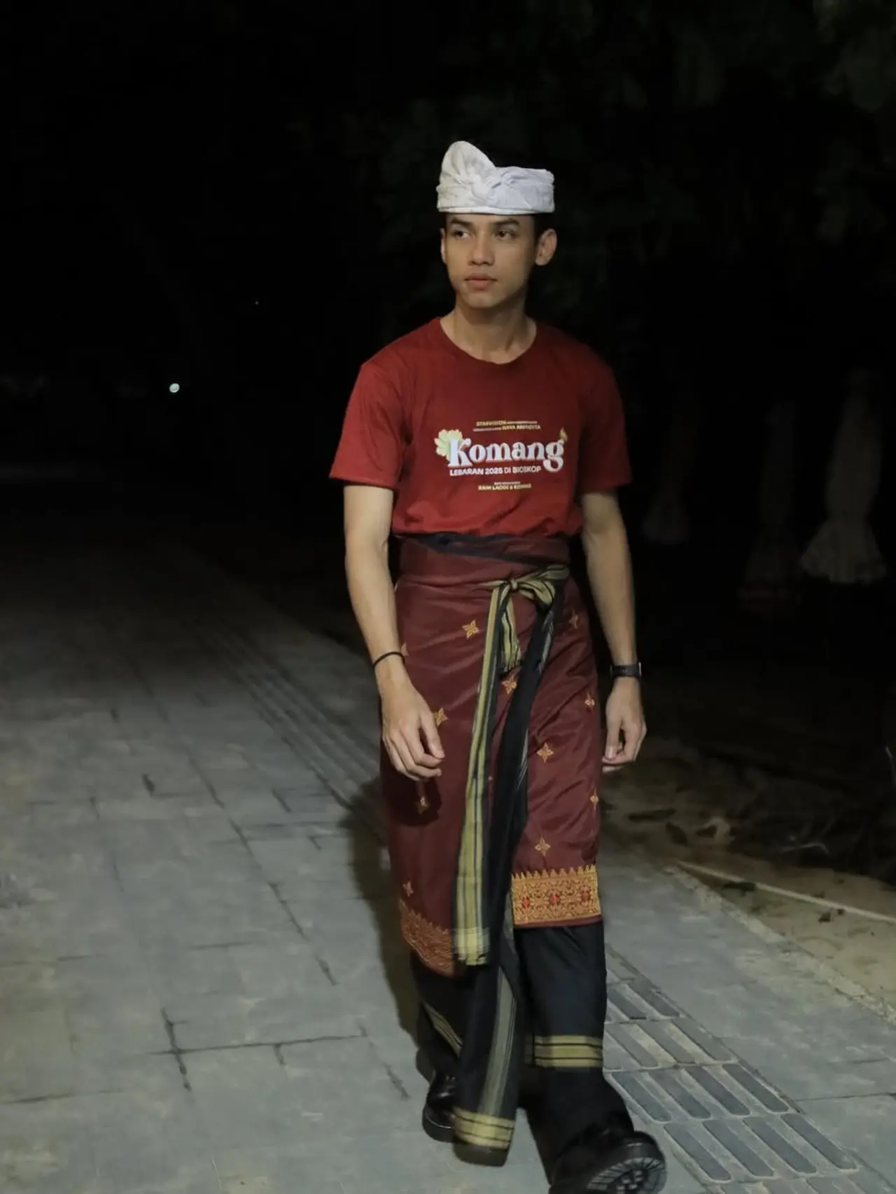 Profil Adzando Davema, Penyanyi Religi Viral yang Cetak Box Office ...