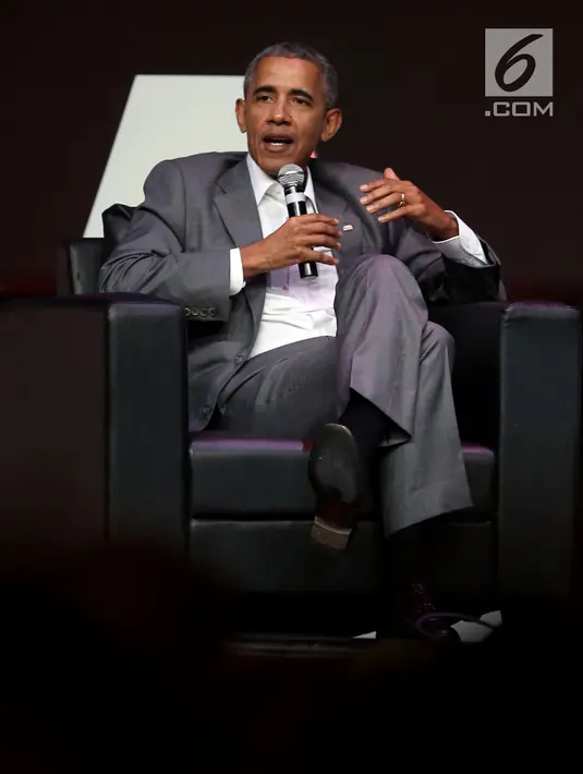 Kenakan Setelan Jas, Ini Gaya Obama saat Kongres Diaspora Indonesia ...