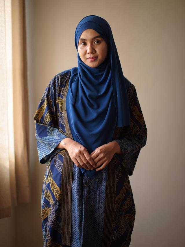 Inspirasi 9 Model Outer Batik Syari Terbaru 2025, Tampil Anggun dan Modern