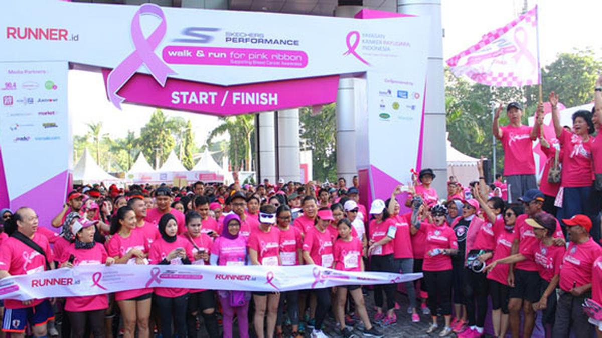 Pink Ribbon Walk & Run Tumbuhkan Kesadaran Pentingnya Olahraga