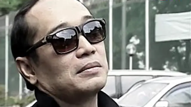 Adjie Notonegoro Jadi Dosen di Kampus Interstudi - ShowBiz Liputan6.com