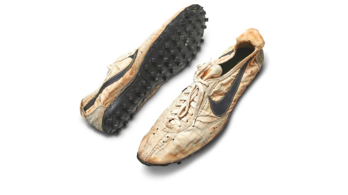 Sneaker Nike Usang Dijual Rp 2,2 Miliar - Bisnis Liputan6.com