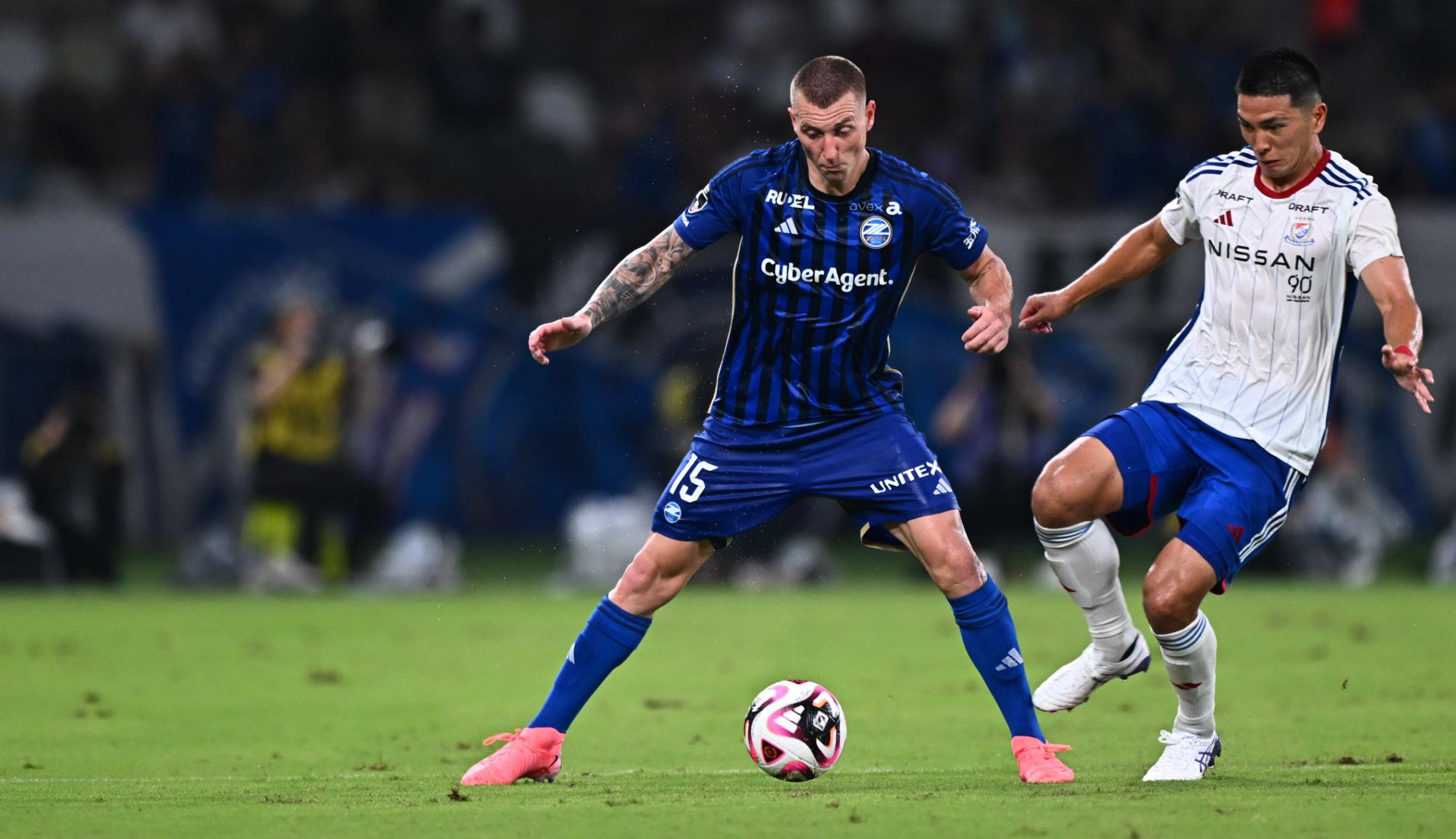 Foto: Mengenal Mitchell Duke, Penyerang Veteran Timnas Australia yang ...