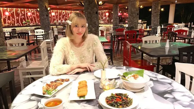 6 Potret Terbaru Cleo Eks JKT48, Kini Sudah Menikah dan Punya Anak ...