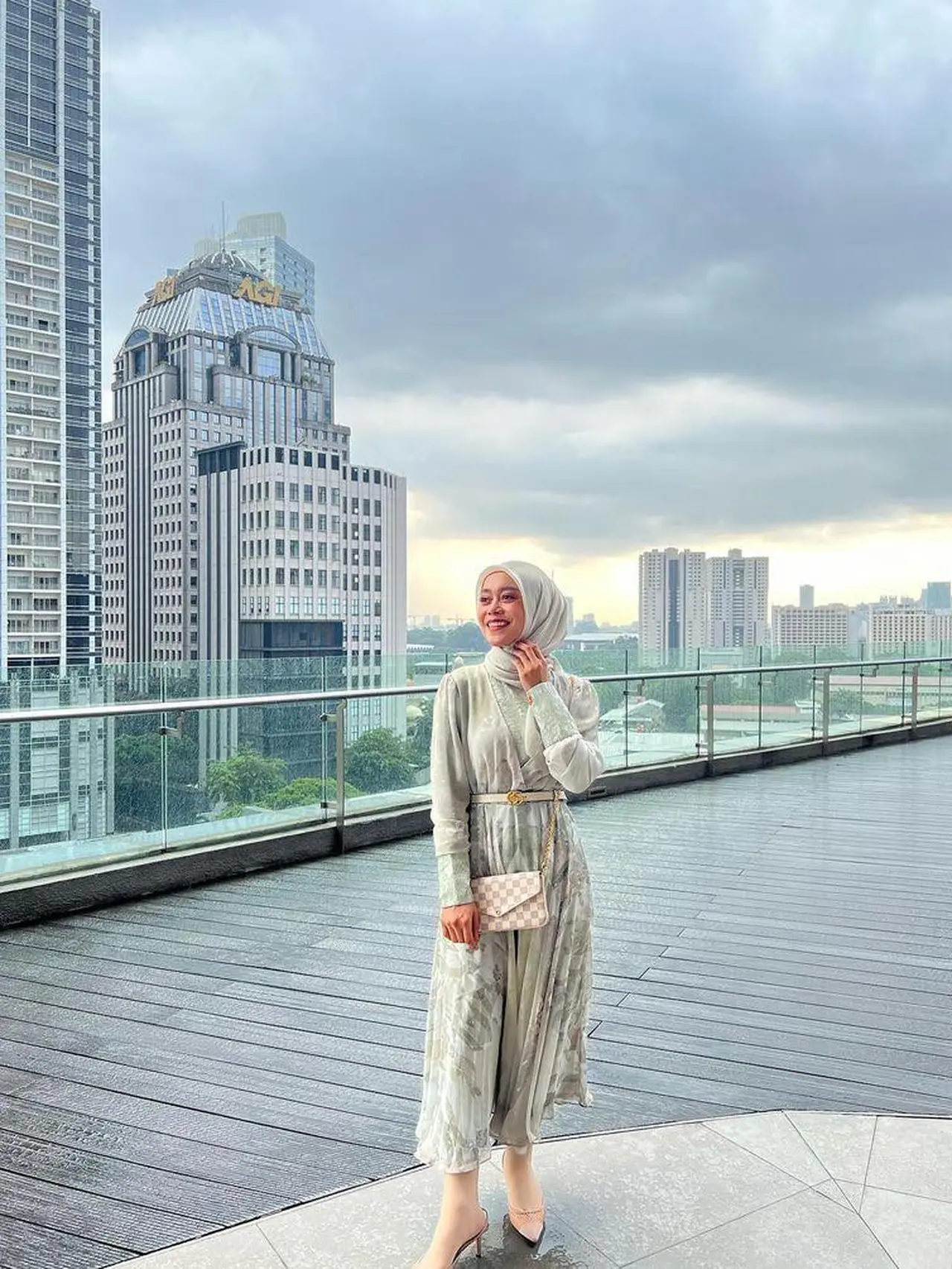 Rekomendasi Dress Kondangan Hijab, Lengkap dengan Tips Memilihnya - Hot ...
