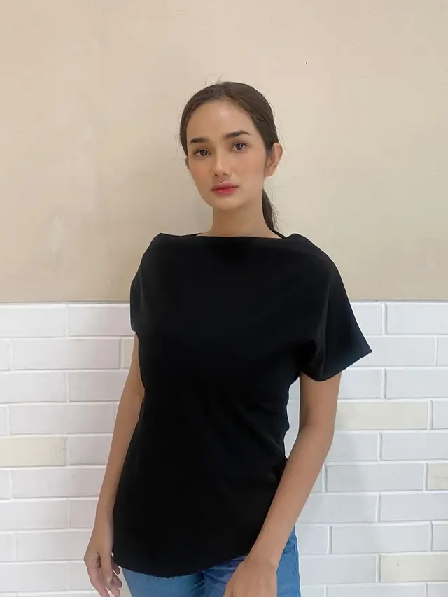 11 Tahun Menikah, Ini 6 Potret Faby Marcelia Akui Sudah Cerai dari Revand Narya - Hot Liputan6.com