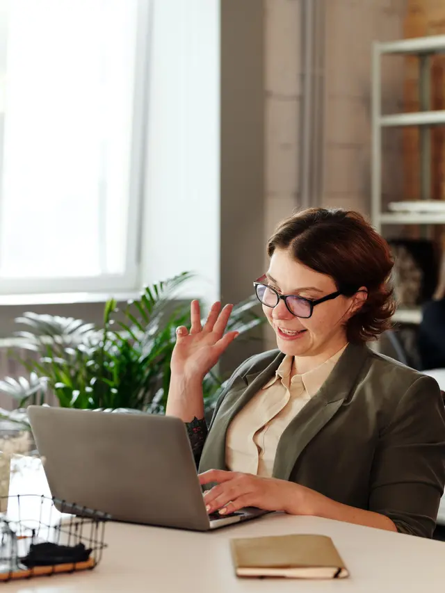 Pengertian Webinar, Jenis-Jenis, Fungsi, dan Manfaatnya - Ragam Bola.com