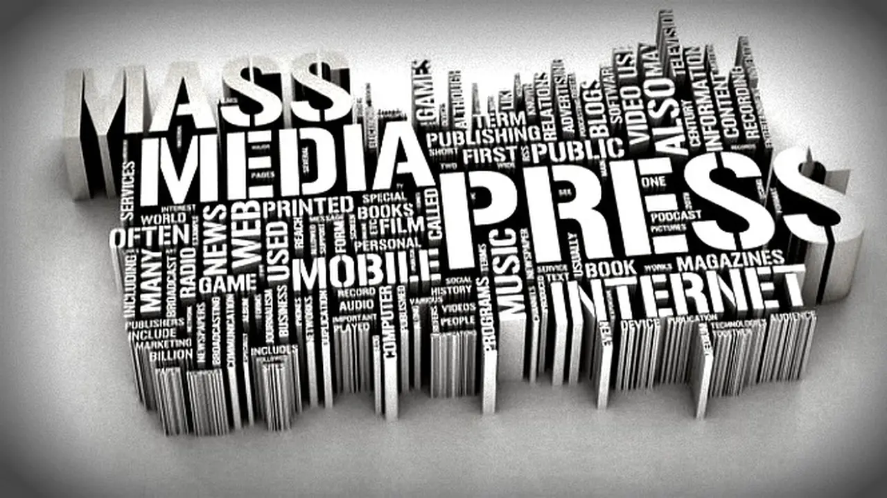 5 Fungsi Pers Selain Sebagai Media Informasi, Kamu Perlu Tahu ...