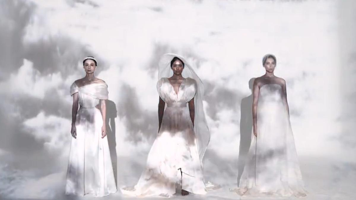 Koleksi Gaun Pengantin Danny Satriadi-Stella Rissa di IPMI Trend Show 2021