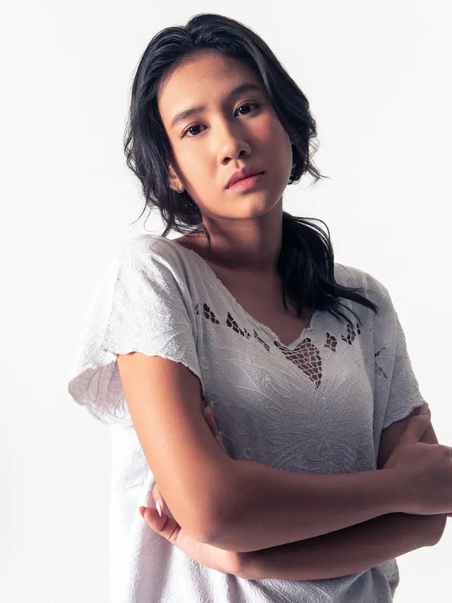 Shenina Cinnamon Syuting Do You See What I See 6 Hari di Hutan ...