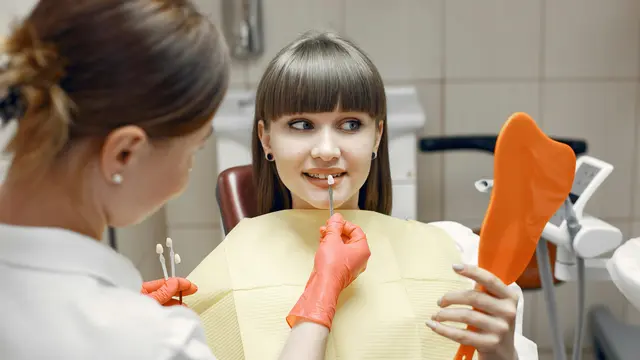 Jenis-Jenis Veneer Gigi, Kisaran Harga dan Efek Samping yang Perlu ...