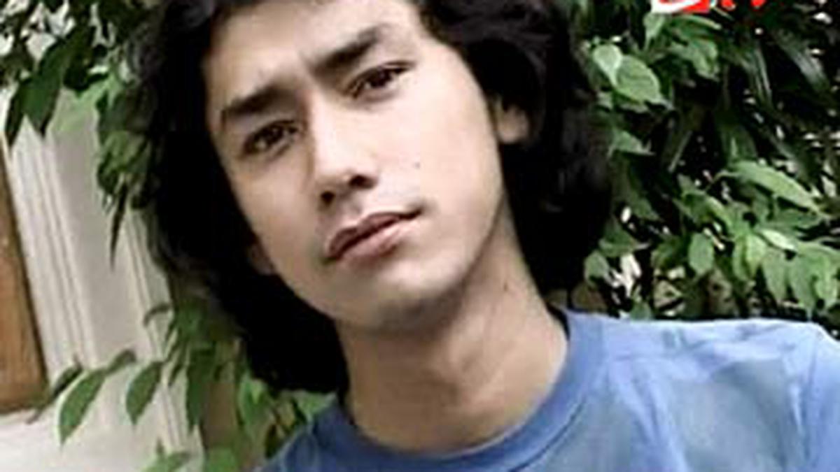 Pengacara: Revaldo Bukan Bandar - ShowBiz Liputan6.com