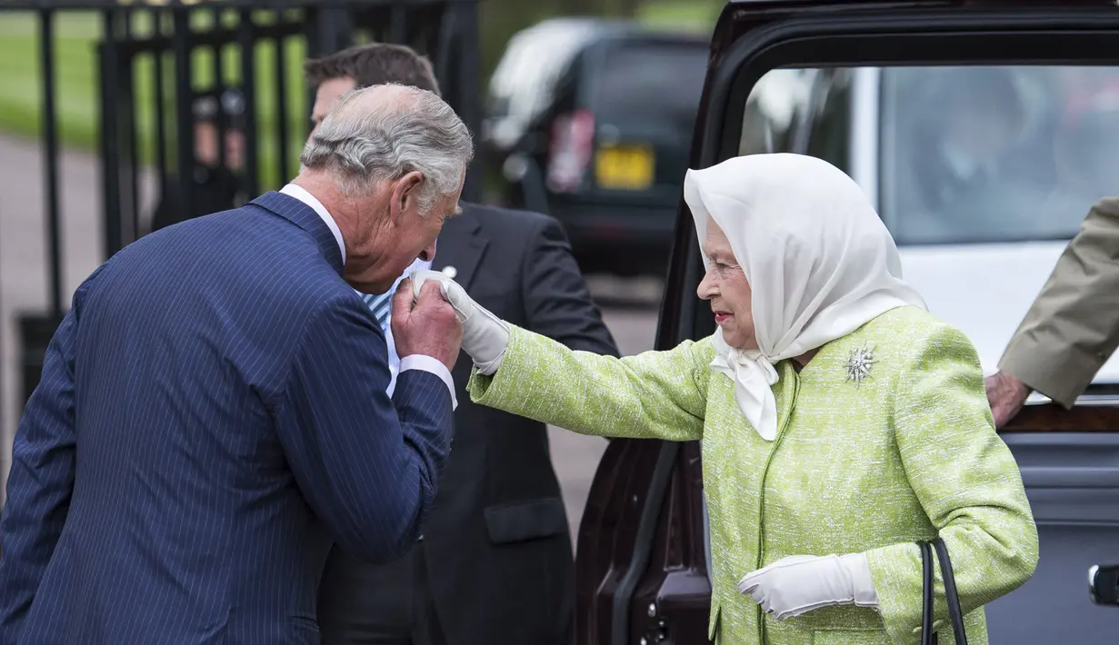 Ulang Tahun ke-90, Ratu Elizabeth Sapa Ribuan Warga Inggris - Foto ...