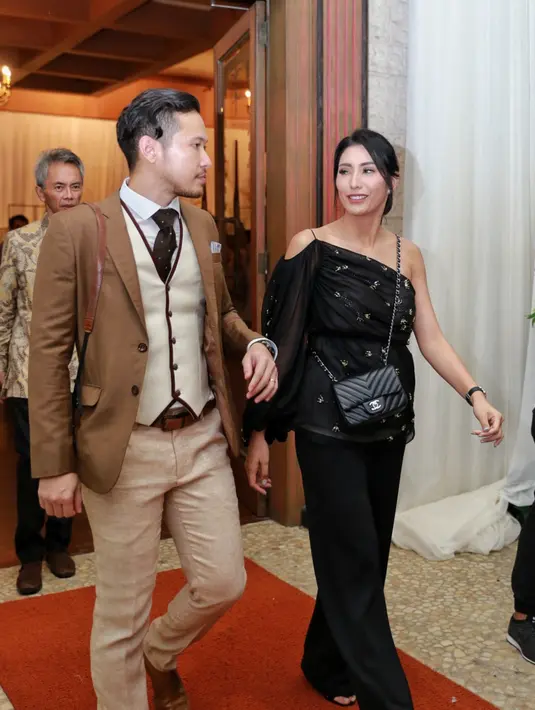 Konsep Nikahan Dimas Anggara - Nadine Kebanjiran Pujian dari Tyas Mirasih - Photo Fimela.com