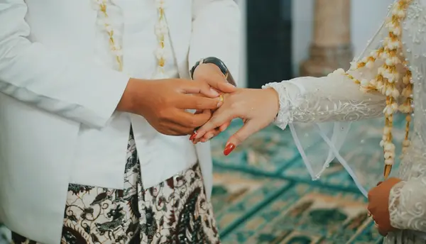 Arti Pacaran Bagi Remaja, Ketahui Makna dan Kiat Menghindari Dampak ...