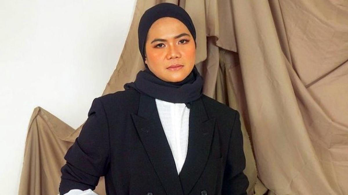 Elfa Azha Persembahkan Lagu untuk Seorang Korban Kecelakaan Pesawat SJ-182