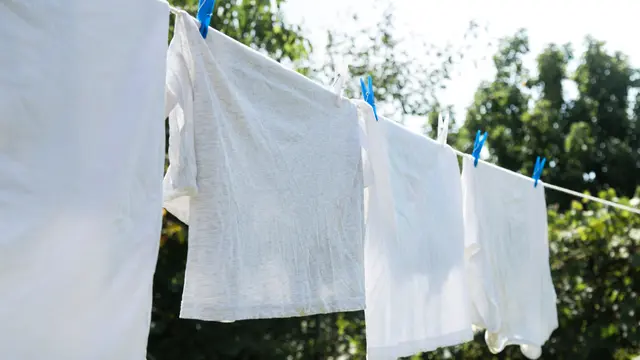 How to Wash White Clothes and How to Brighten Them Up - English ...