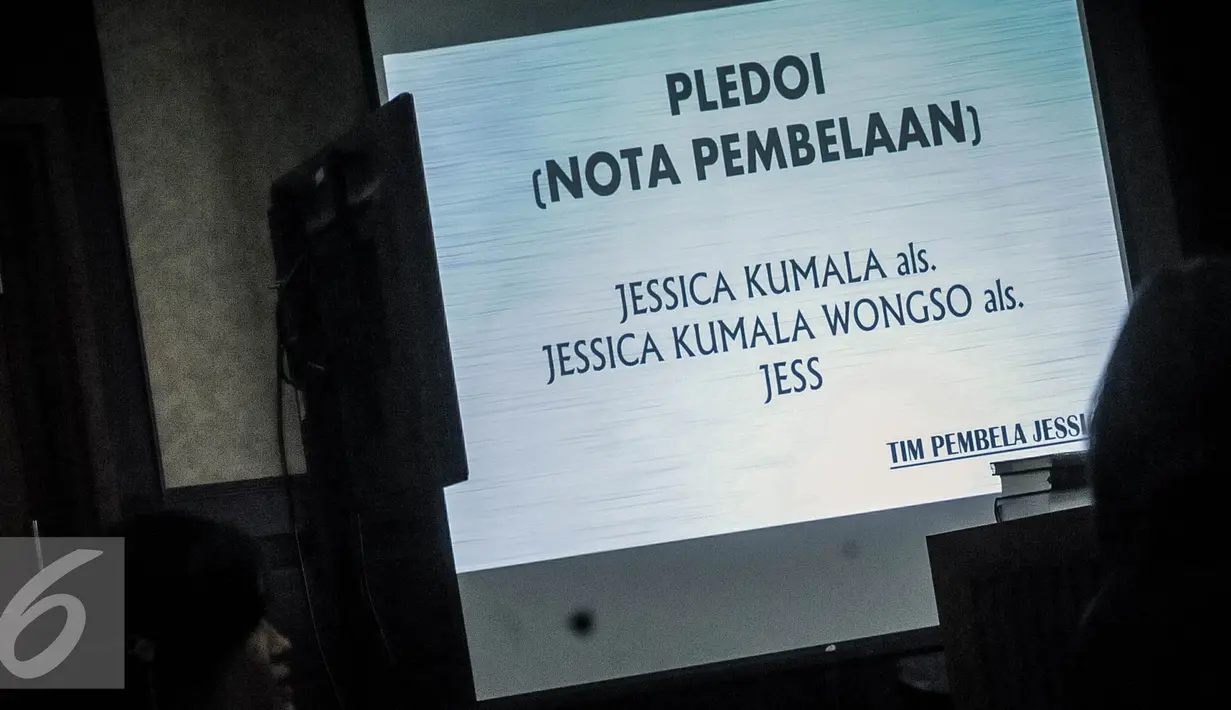 Senyum Jessica Saat Sidang Lanjutan Pembacaan Pleidoi - Foto Liputan6.com