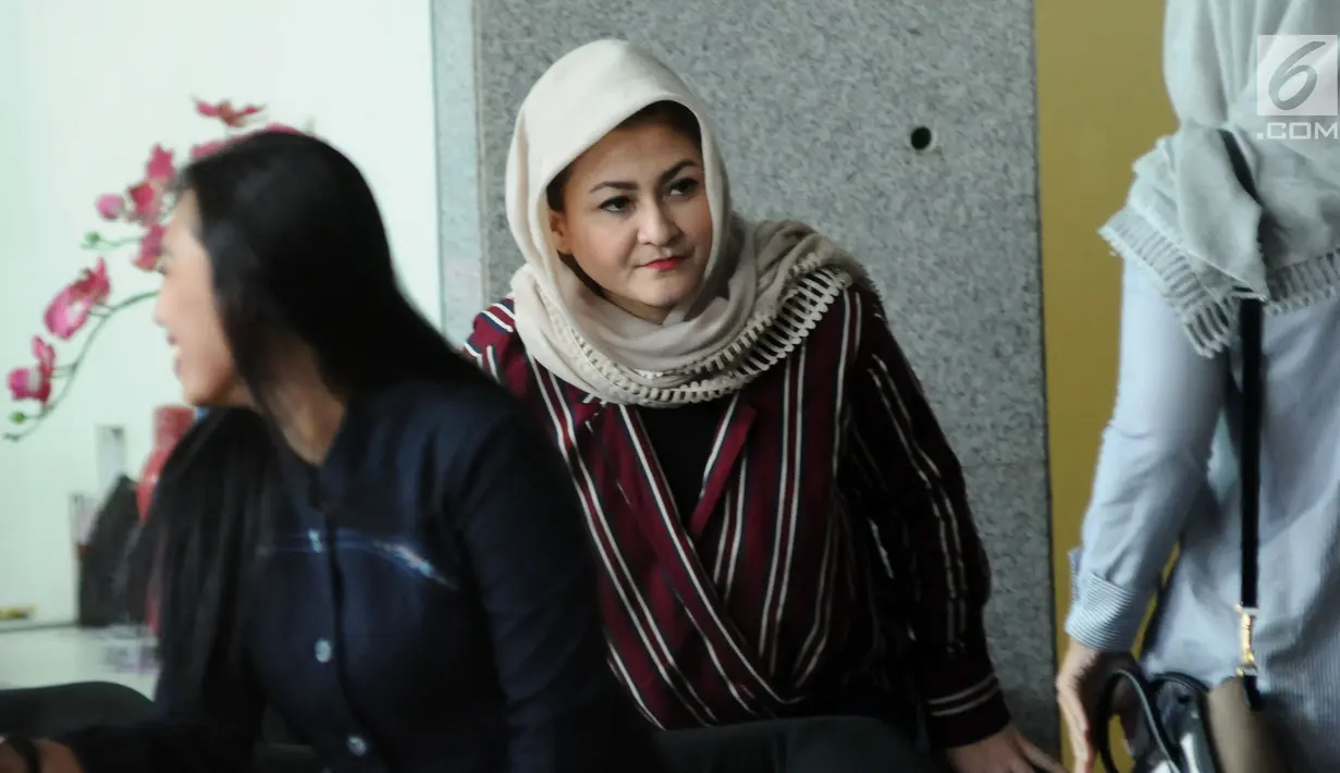 FOTO: Istri Setya Novanto Kembali Diperiksa KPK - Foto Liputan6.com