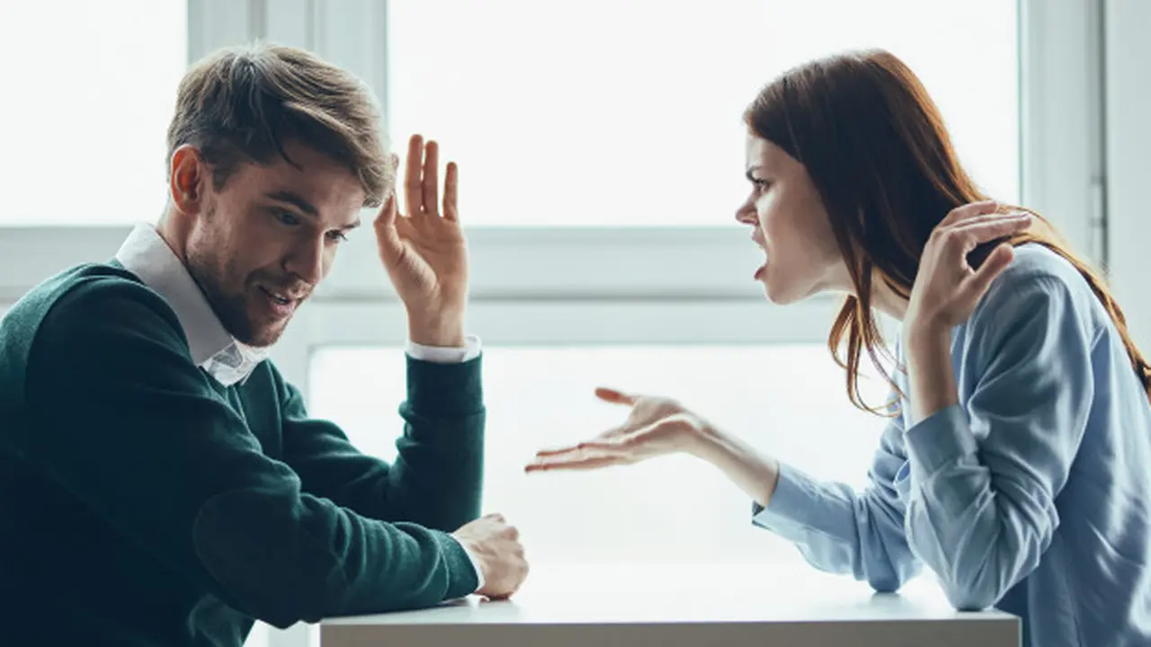 20 Kata Kasar Bahasa Inggris yang Sering Digunakan dan Perlu Dihindari ...