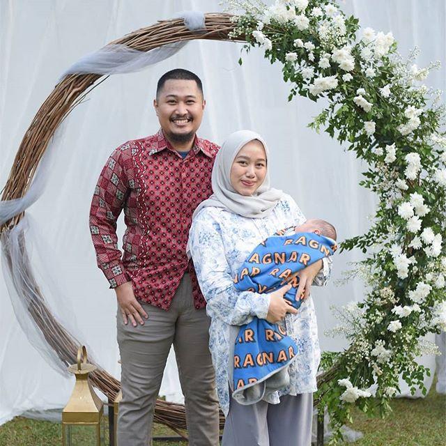 7 Potret Thalia Gracia Meicy Anak Angkat Suti Karno, Parasnya Curi Perhatian - Hot Liputan6.com