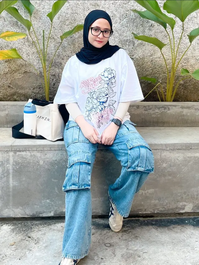 7 Potret Rigen Umumkan Istri Hamil Anak Ketiga, Indah: KB Spiral Jebol ...