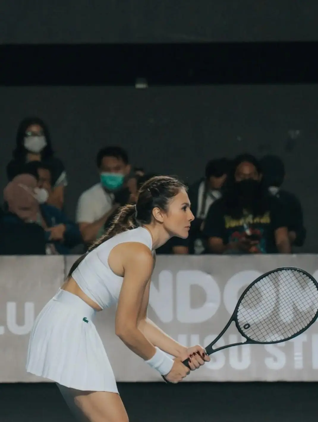 7 Pesona Wulan Guritno saat Main Tenis, Body Goals Jadi Sorotan - Photo ...