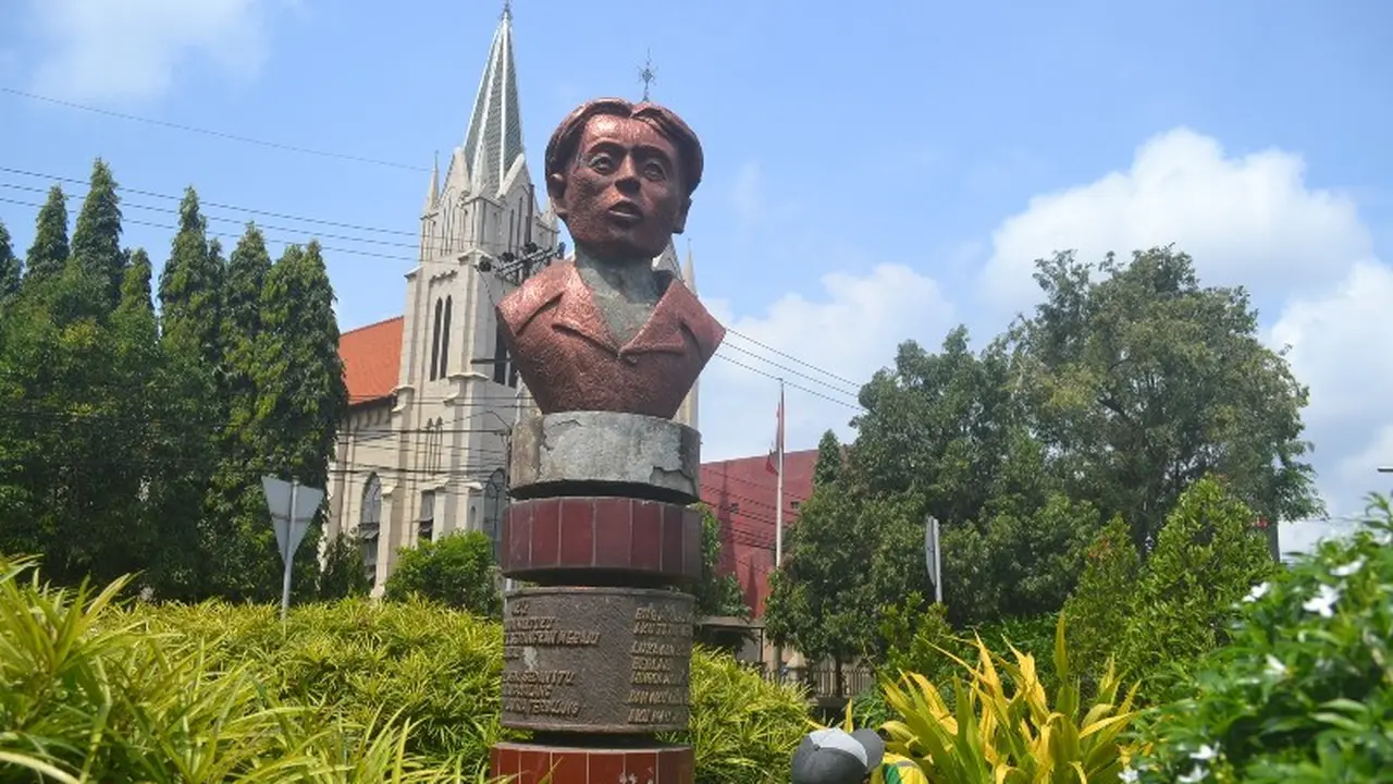 Mengenal 8 Patung Gagah Penuh Sejarah di Kota Malang, dari Chairil ...